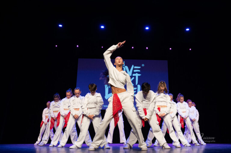 Move Next Level – The Urban Dance Competition